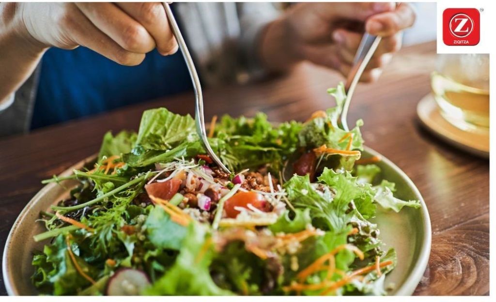 Low-Calorie Snacking alternatives to Stay Healthy at Work | Ziqitza